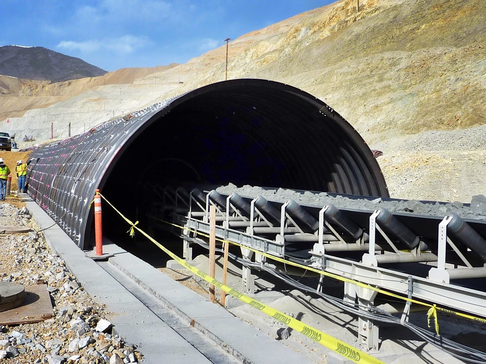 Utah haul road conveyor crossing completed in just 93 days - AIL Mining